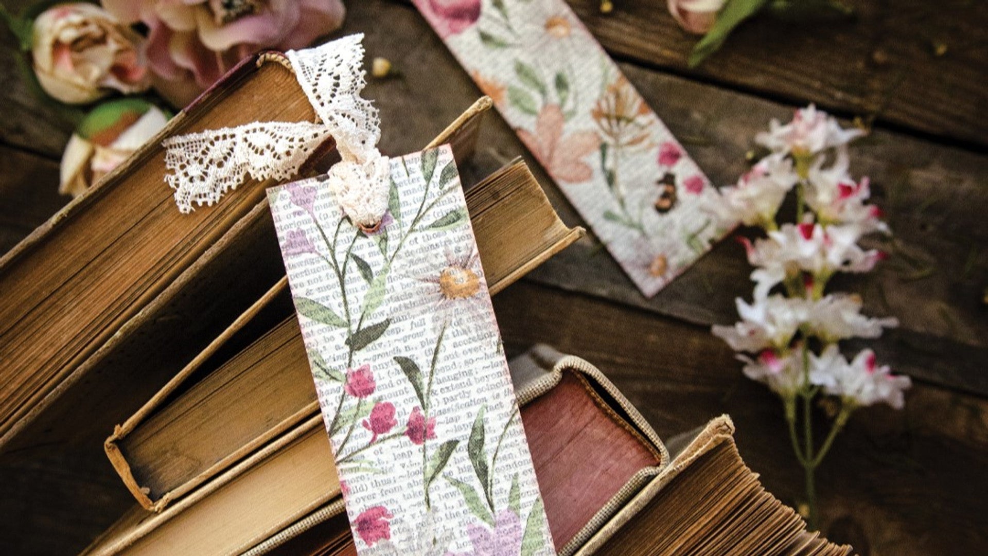 5 Handcrafted Bookmarks to Help Meet Your Reading Goals - Stampington ...